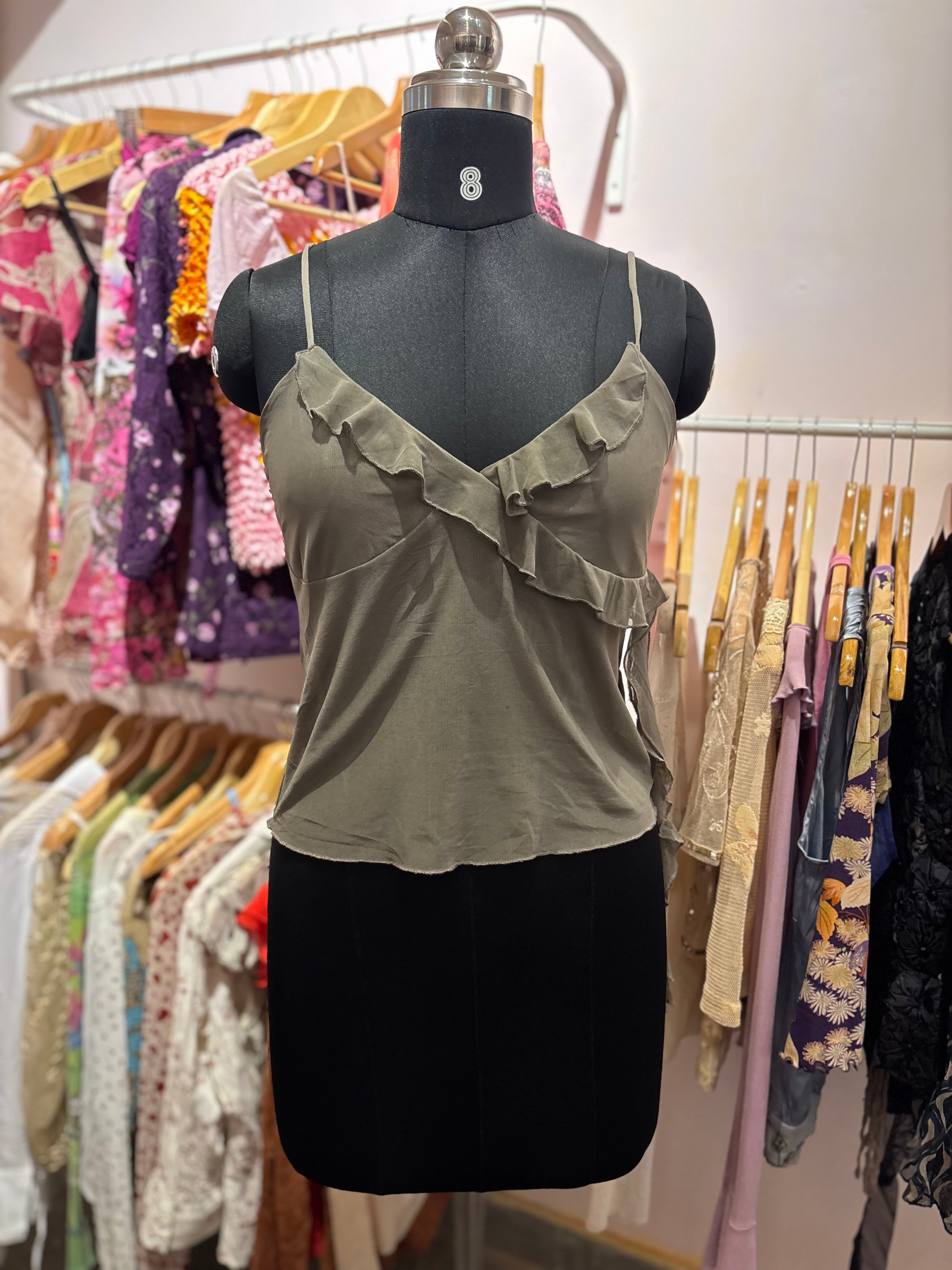 Grey ruffle top – Thrift Fiction